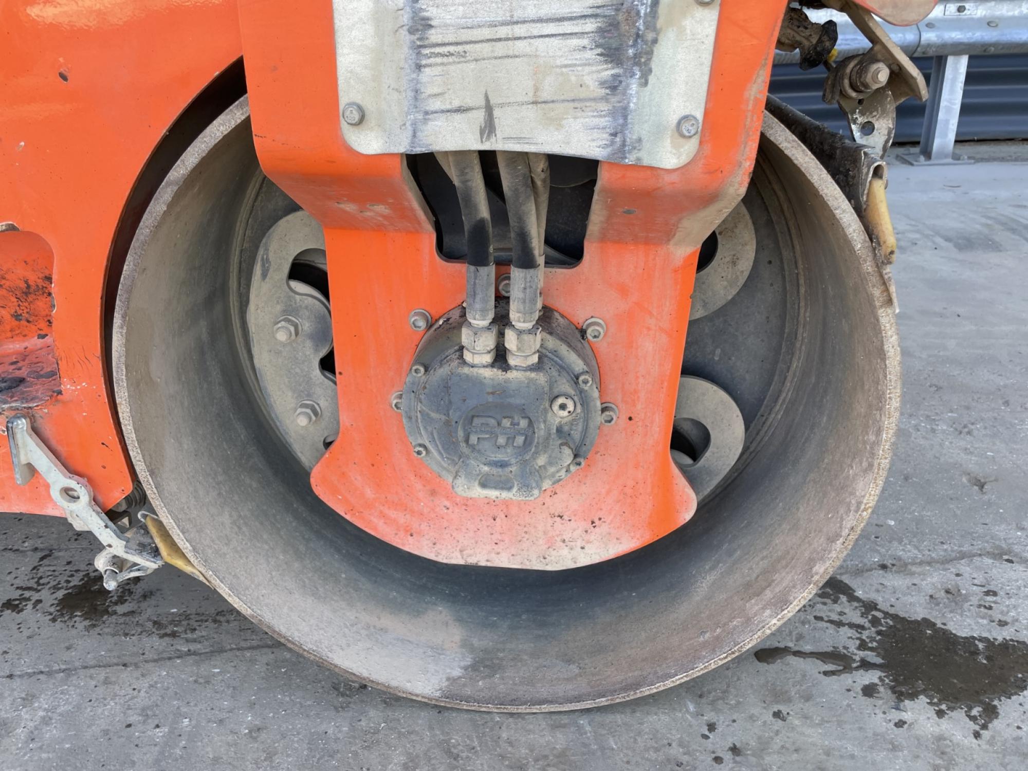 HAMM HD 10 VV tandem roller for sale